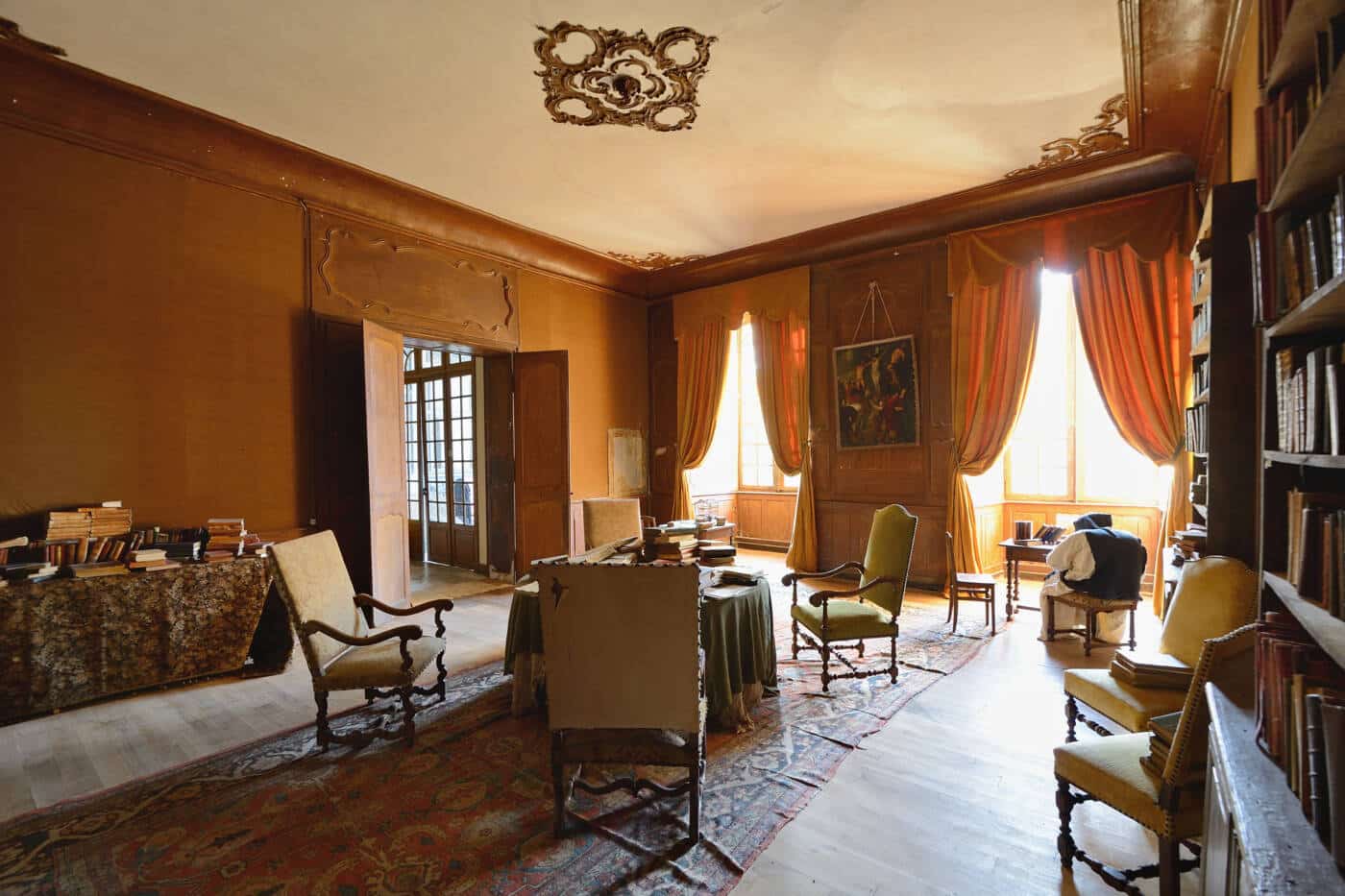 Head for the superb abbey of La Réau | Tourism in Vienne