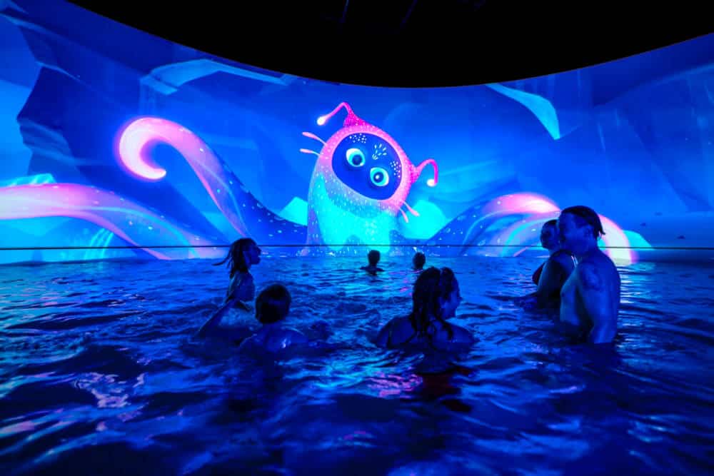 Dive into the heart of an Aquatic Experience with the Aquascope!