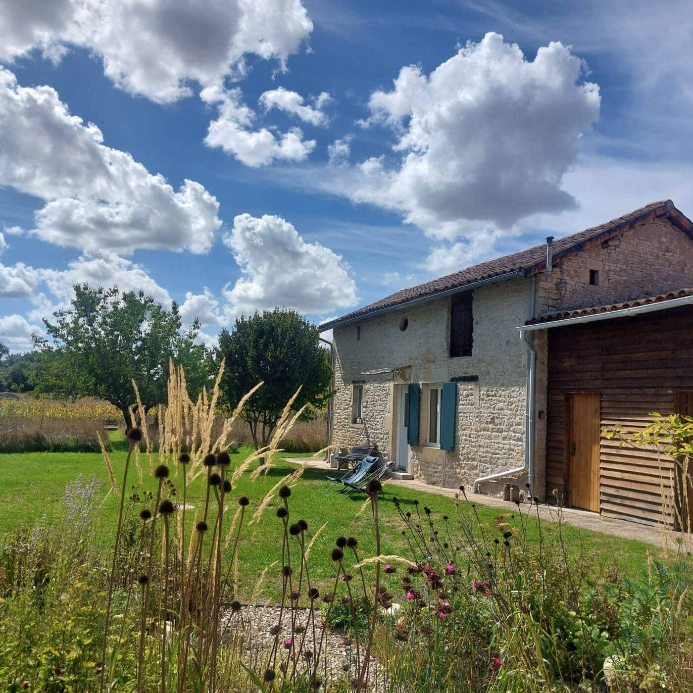 The Gîtes de l'Impasse des Chaumes - Emeraude | Tourism Vienne